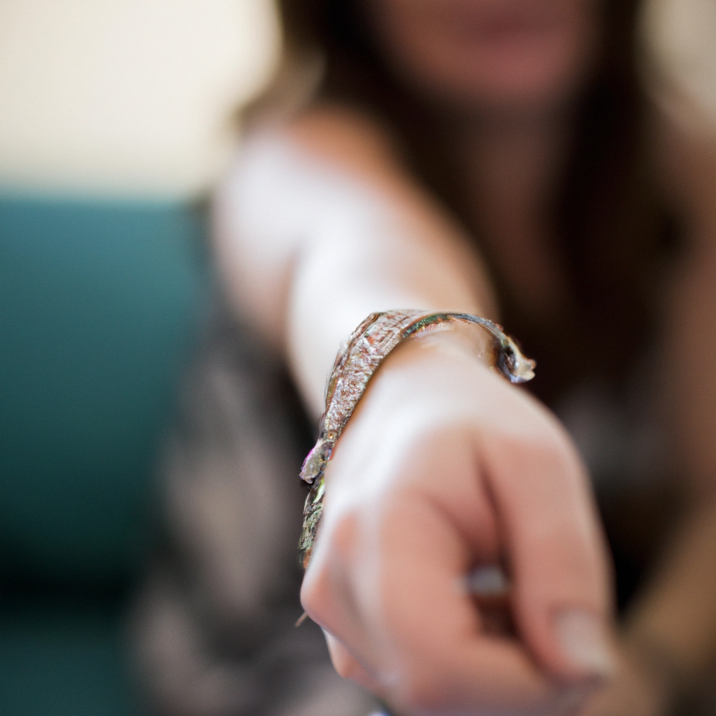 Introduction to Hawaiian Woven Bracelets with Regei Colors